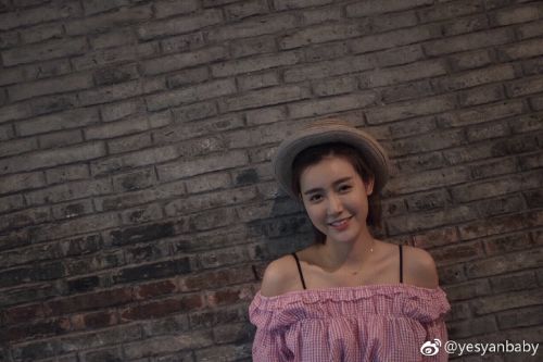 yesyanbaby现在在哪直播?yesyanbaby直播间房间号微博地址_北京时间